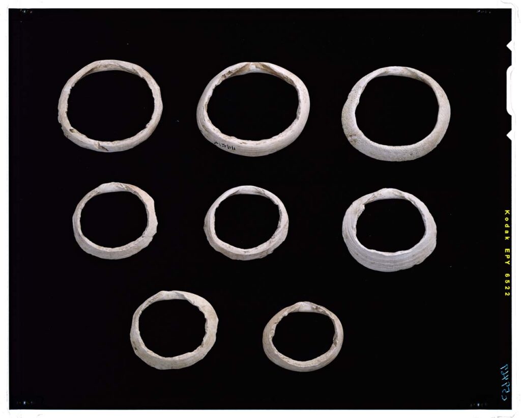 弥生時代の服装の特徴は！普段着は成人男性や女性も子供も貫頭衣？ | 平和な世界を祈るおじさんのブログ